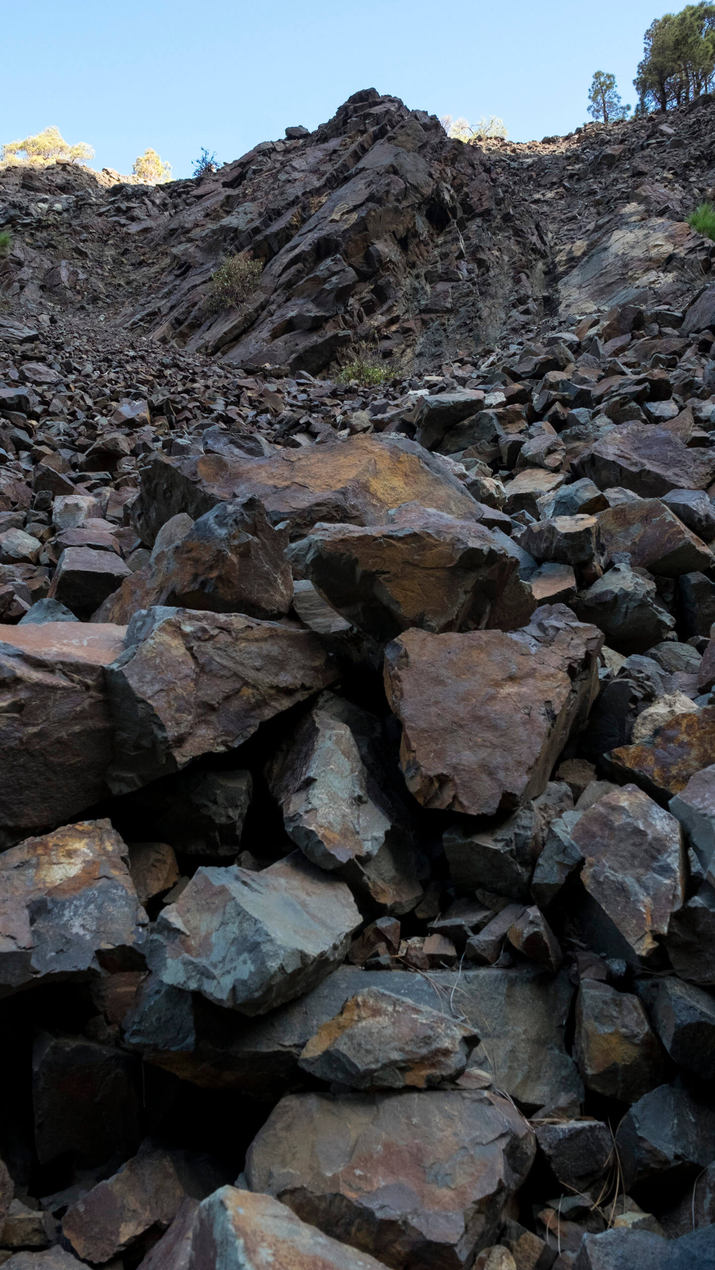 Caldera del volcán Taburiente en La Palma - TrotandoMundos