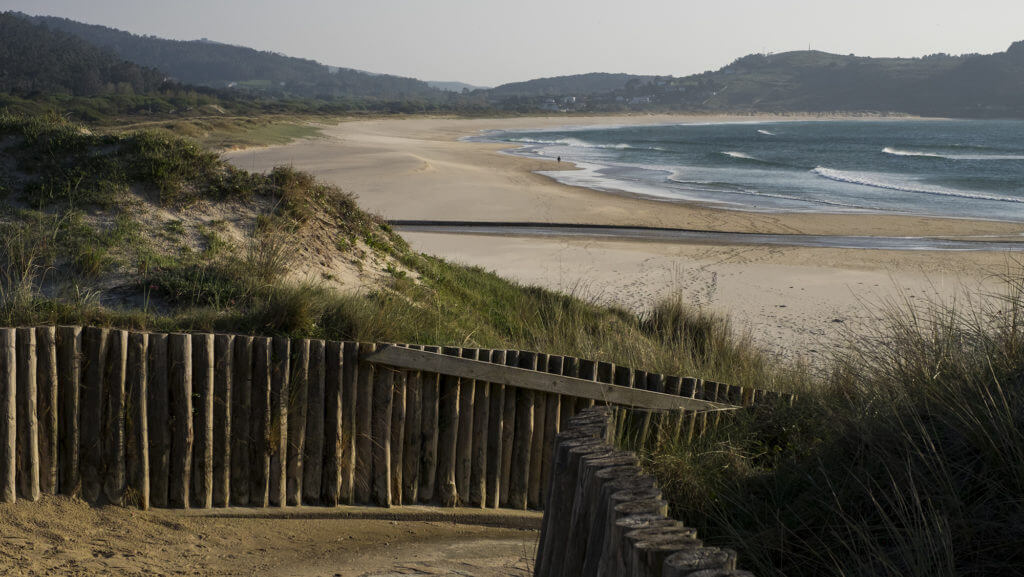 15 playas salvajes en Ferrol: la costa desconocida de Galicia ...