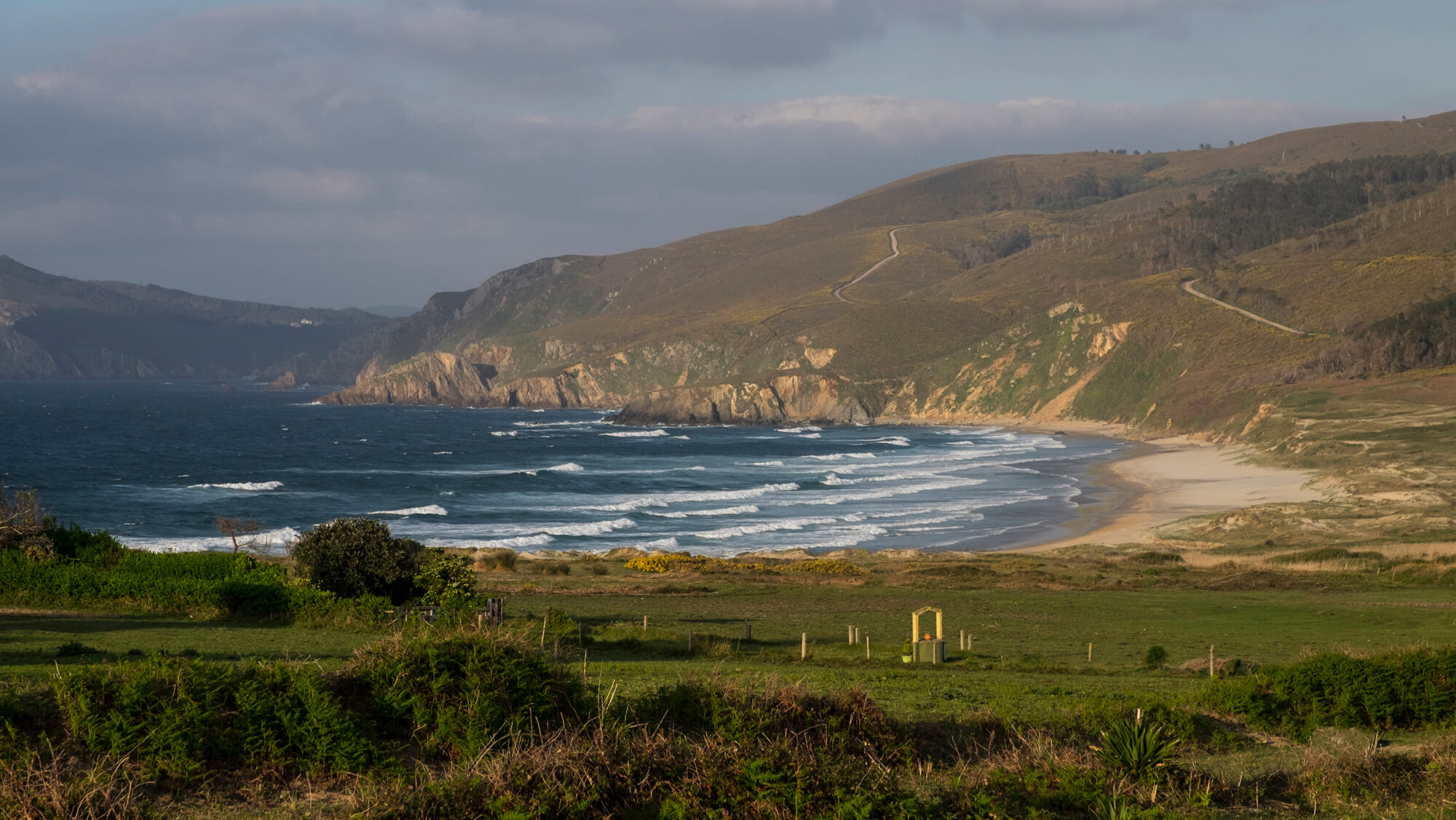 15 playas salvajes en Ferrol: la costa desconocida de Galicia ...